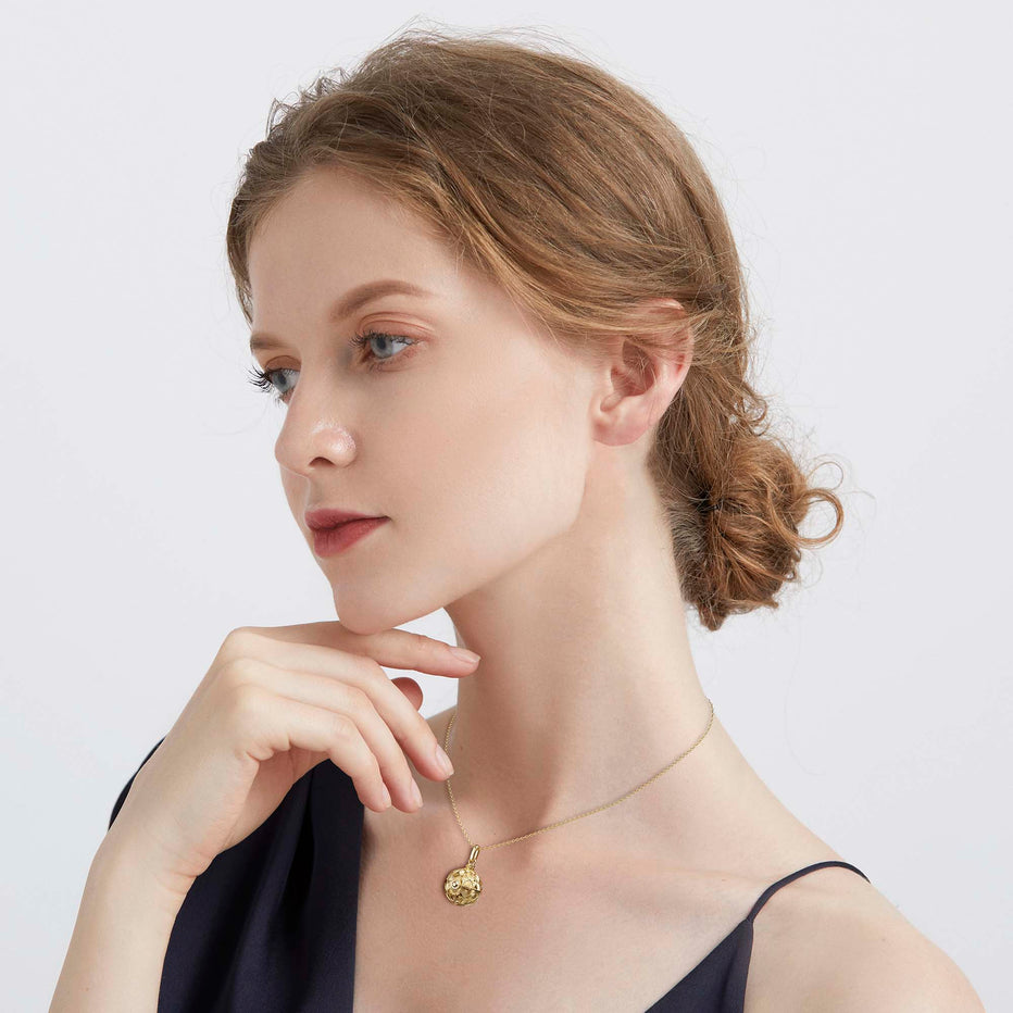 Good Luck Four Leaf Clover Amulet Christmas Ball Locket Pendant – vanimy