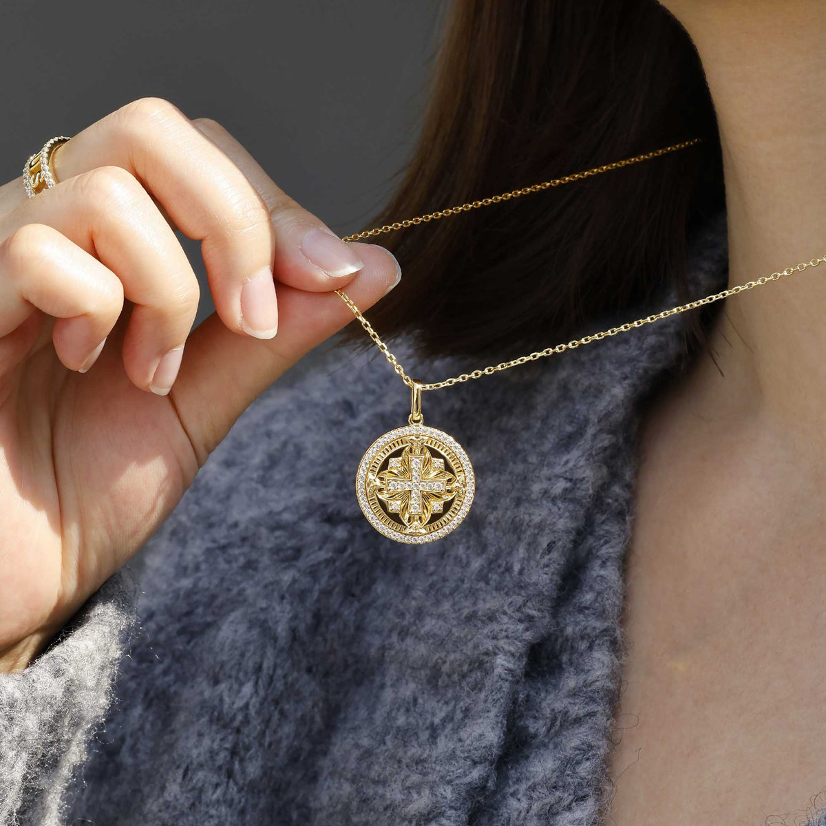 Customized Cross Protection Prayer Medallion Pendant Necklace – vanimy