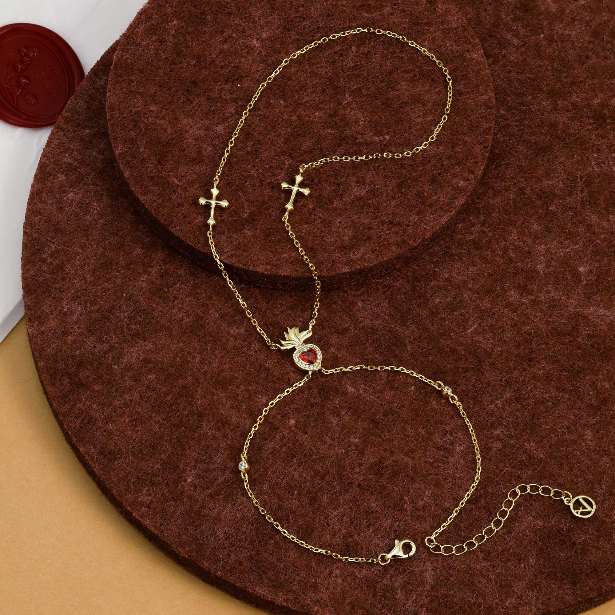 Sacred Heart Cross Hand Chain – vanimy