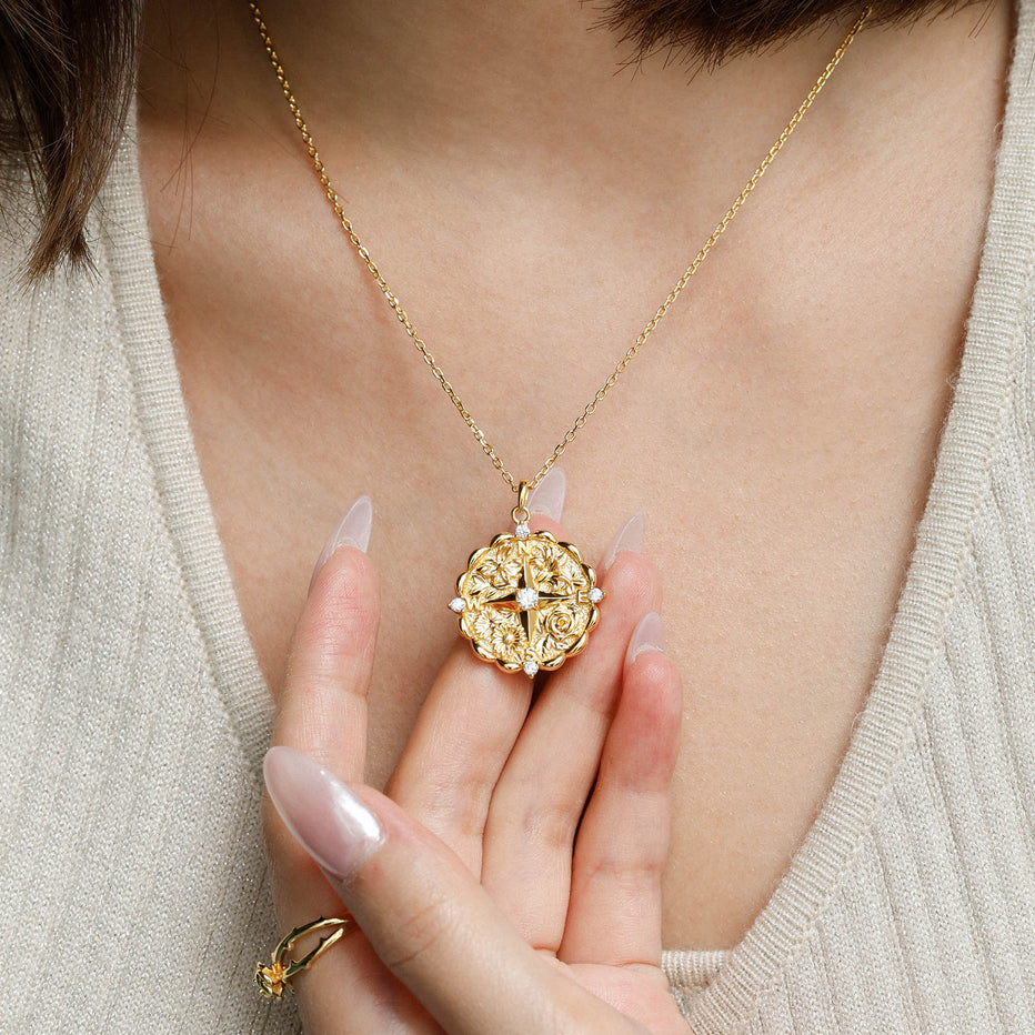 Floral Blessing Compass Medallion Necklace – vanimy