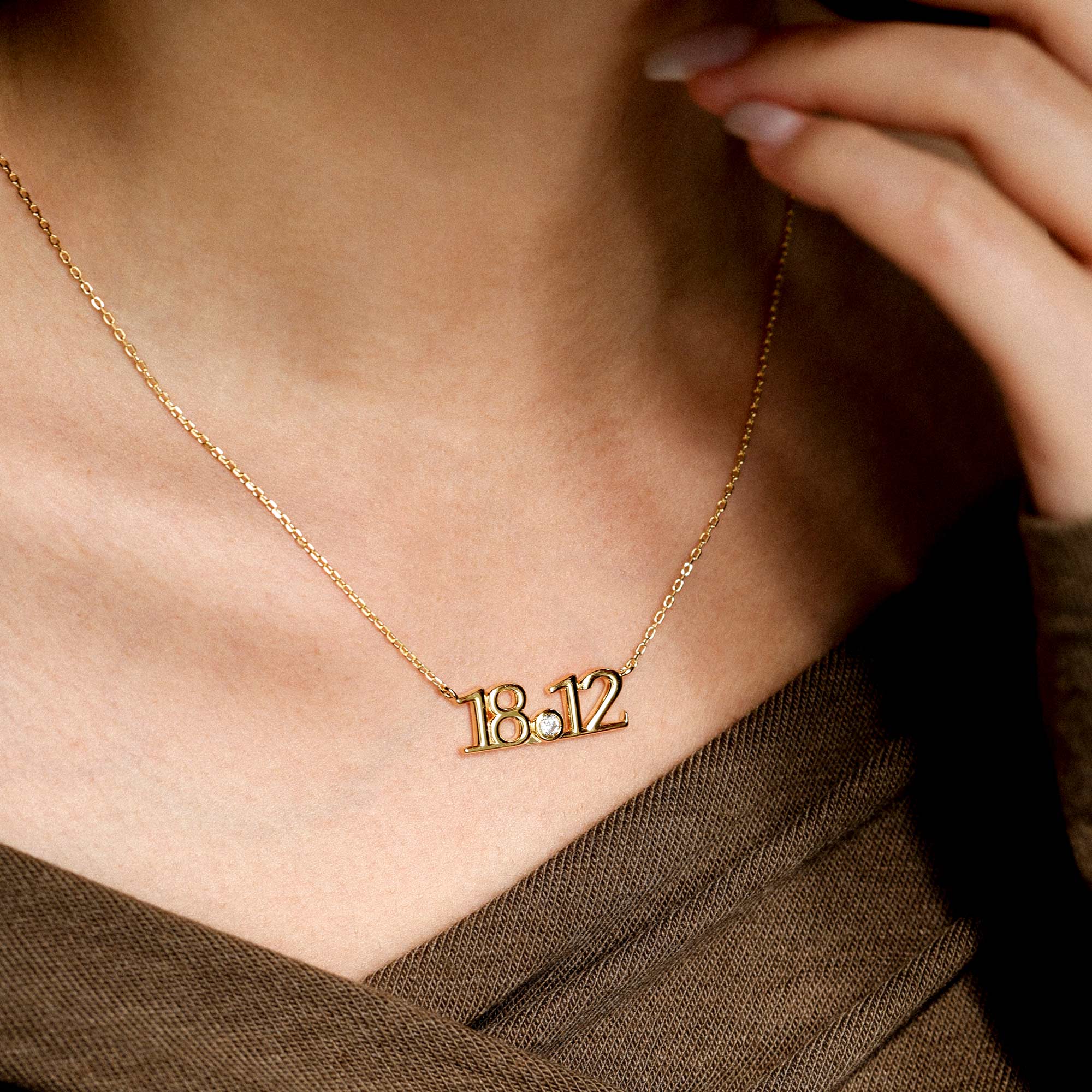 Anastasia Personalized Number Necklace – vanimy